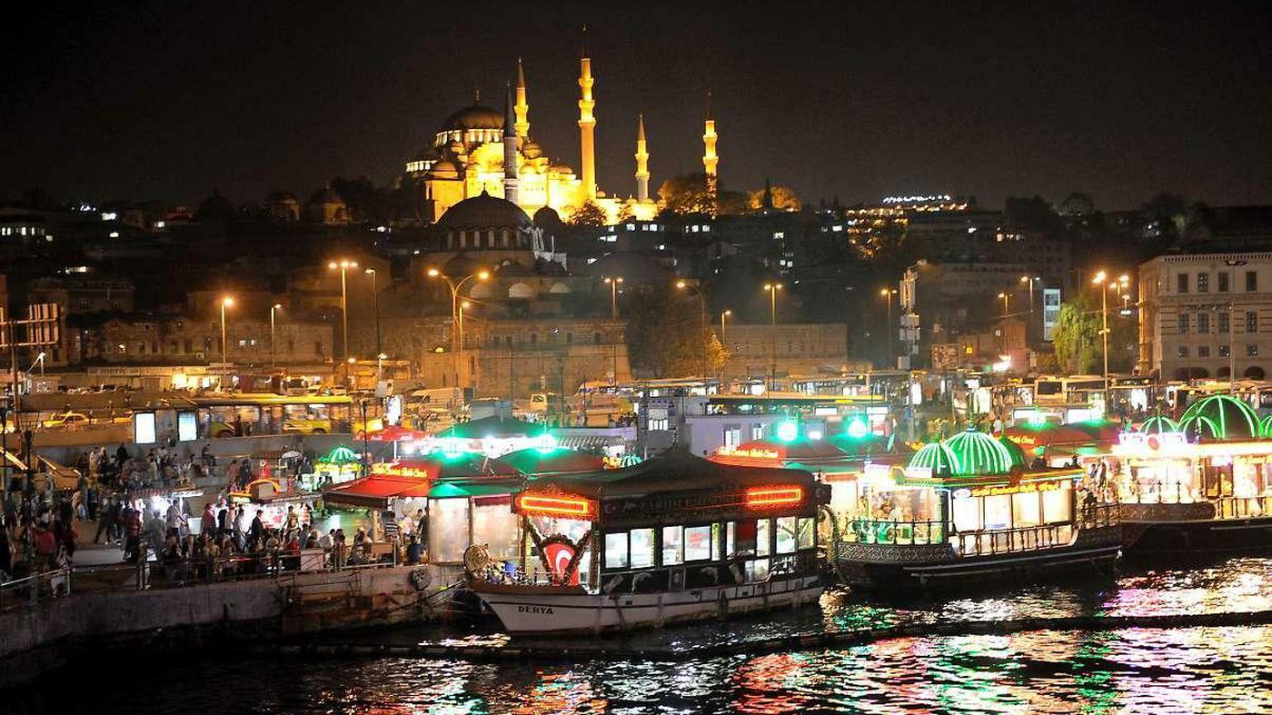 Berlin-Kreuzberg: Türkisches Fest am Gleisdreieck