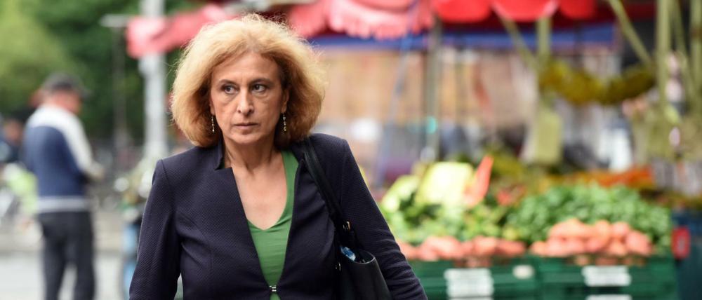 Grüne in Friedrichshain-Kreuzberg: Canan Bayram kämpft im Schatten von ...