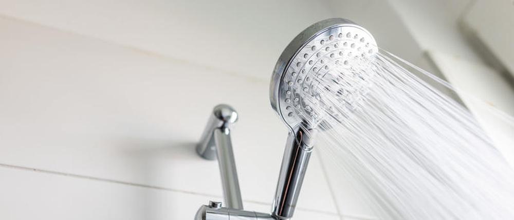 Seltener, kürzer, kälter: Berliner sind bundesweit Sparmeister beim Duschen