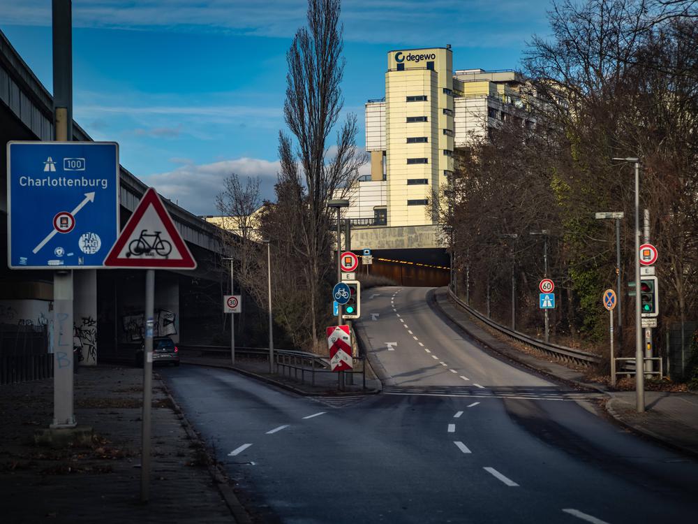 „Relikt der autogerechten Stadt“: Berliner Senat will Brücke am ...