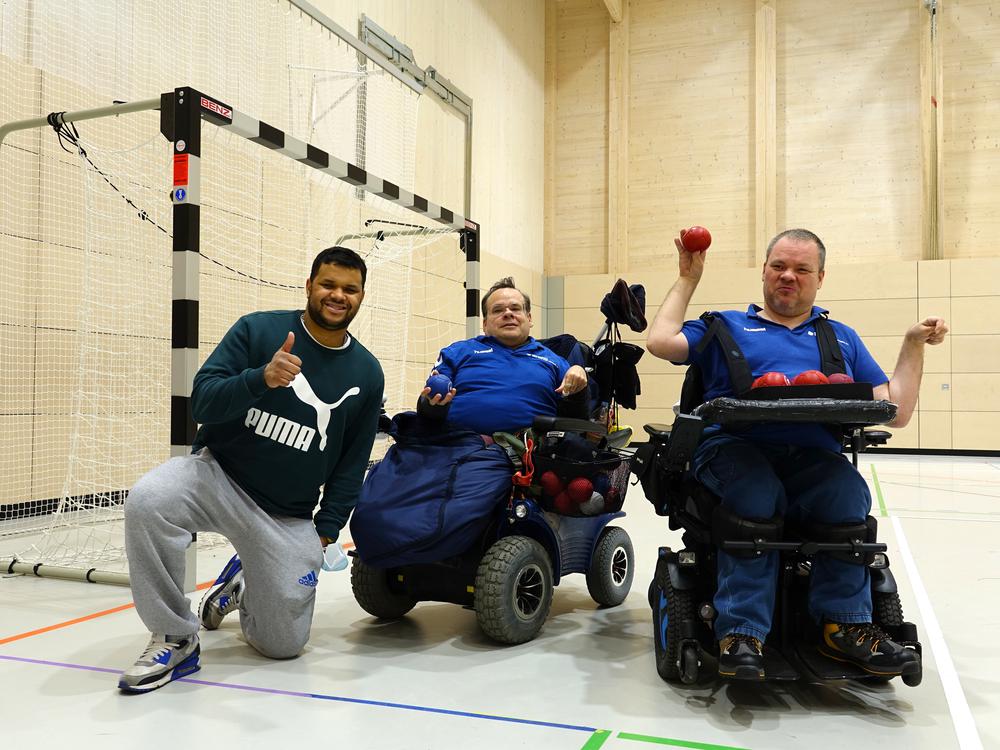 Premiere im Para-Boccia: Zum Saisonstart fliegen die Boule-Kugeln in ...