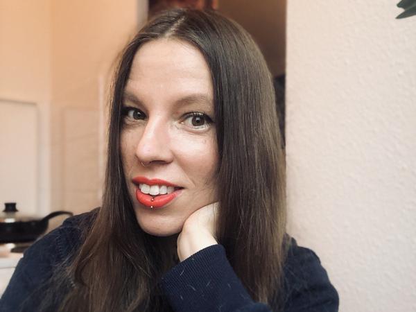 „Jetzt hole ich die Badehose raus“: Lotte Mies brachte Berlins Oben ...