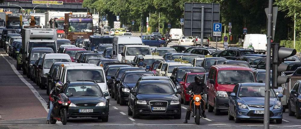 Verkehr in Berlin: Was sind schon acht Minuten im Stau?!