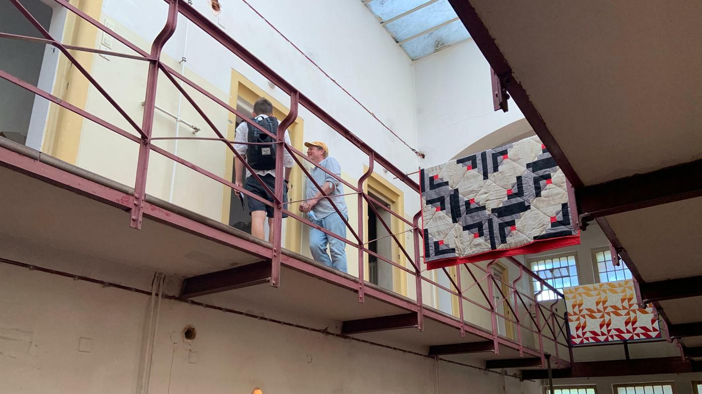 Ausstellung im Berliner Knast: Die Einsamkeit einer Gefängniszelle