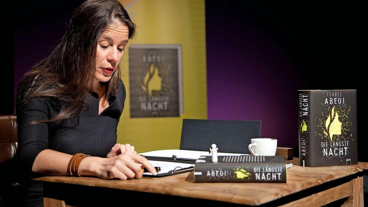Isabel Abedi liest im Schlossparktheater aus ihrem Jugendroman "Die ...