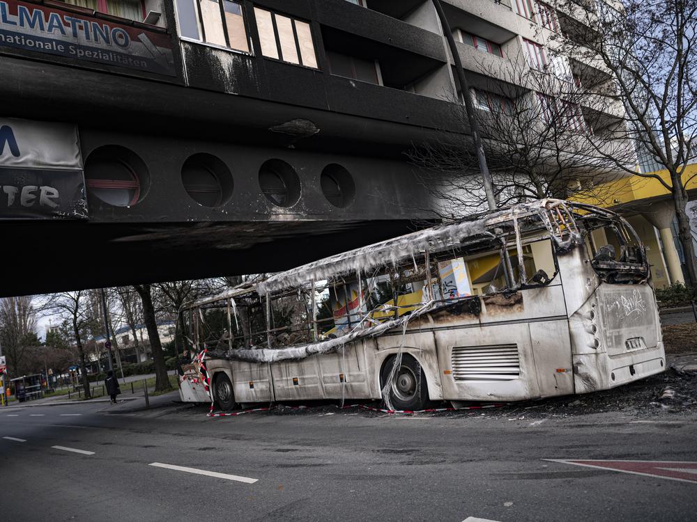 Silvester-Randale in Berlin: „Das mit dem Bus war allen eine Nummer zu krass“