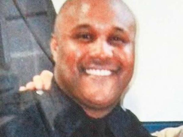 Suche nach dem "Cop-Killer": Ex-Polizist ist möglicherweise verbrannt