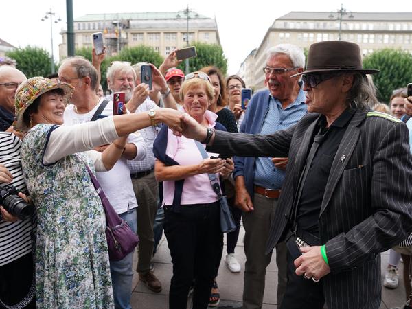 „Ein absoluter Hammer und eine Riesenehre“: Udo Lindenberg ist nun ...