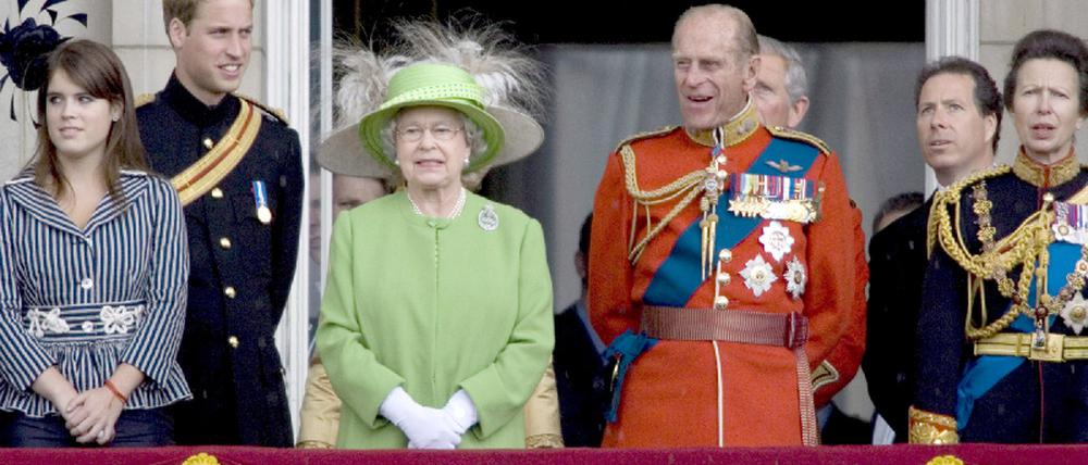 Britische Untertanen: Teure Monarchie ist billiger als Milch