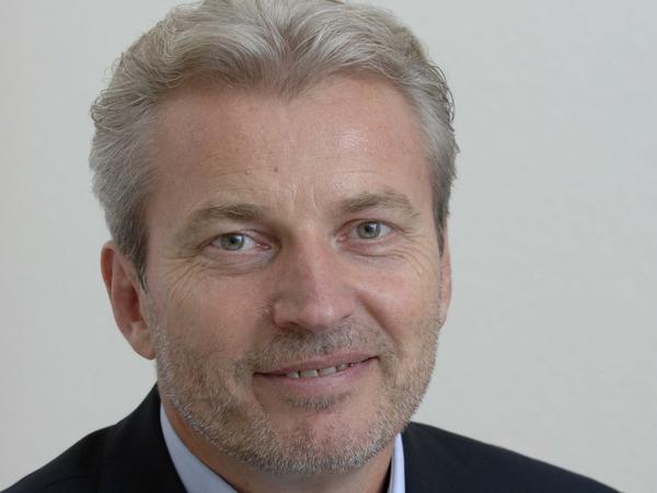 „Warum Kinder keine Tyrannen sind“: Strafanzeige gegen Winterhoff ...