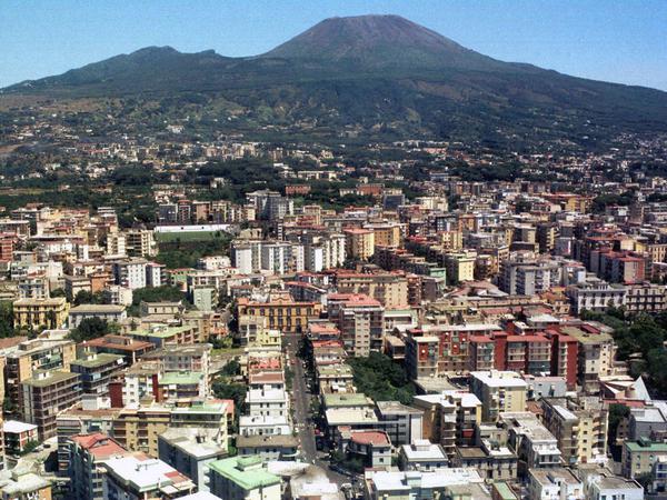 Supervulkan bei Neapel: Steht ein Ausbruch bevor? Er könnte weltweite ...
