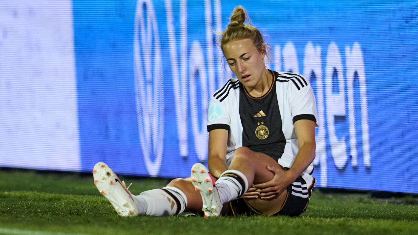 Eine Fußball-Tragödie: Kurz vor der WM fällt Carolin Simon verletzt aus