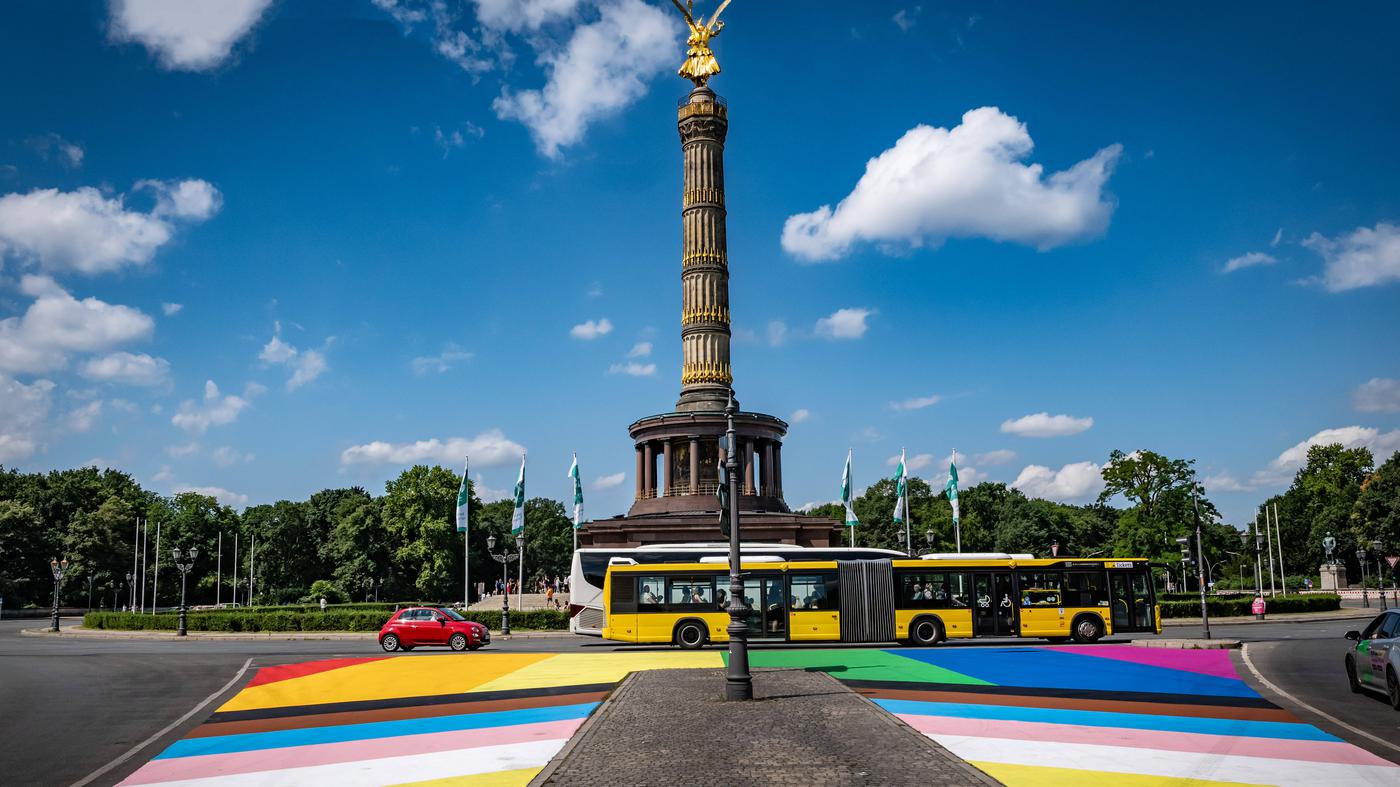 Zum Christopher Street Day Berlin: Der CSD von A bis Z – eine ...