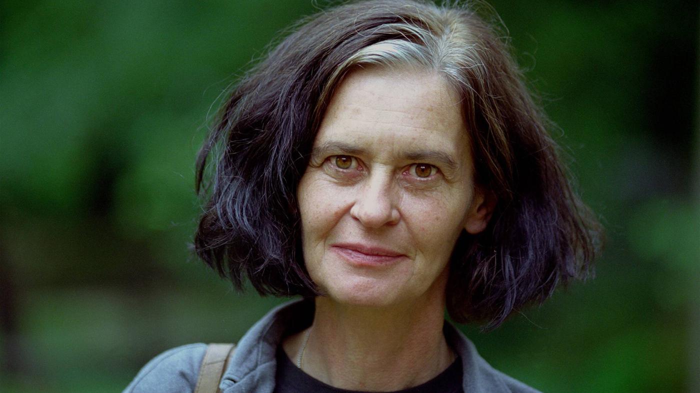 Alles zerfällt, auch das Ich: Maruša Kreses Roman „Trotz alledem“