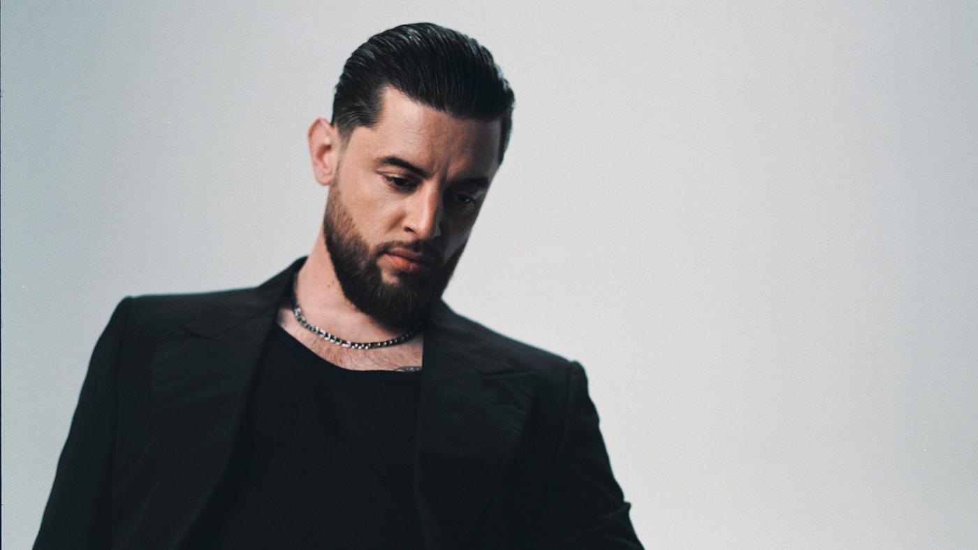 Von der Kleinstadt zur Diamant-Schallplatte: Rapper Bausa zeigt in ...