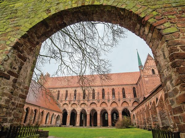 Der Architekt der Moderne und die Ruine : In Chorin fand Max Taut seine ...