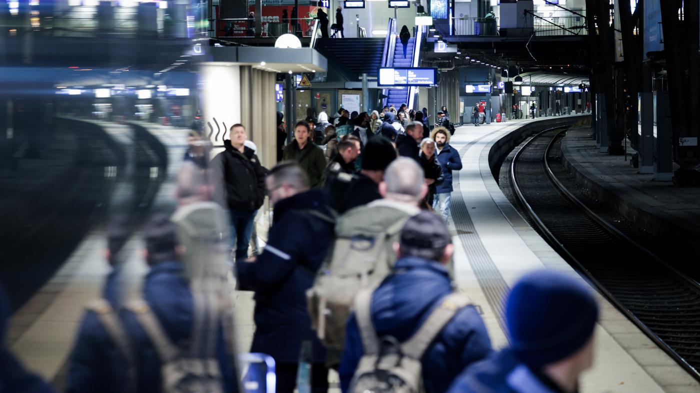 Seit 13 Uhr offiziell beendet: Einschränkungen bei der Bahn dauern auch nach GDL-Streik an