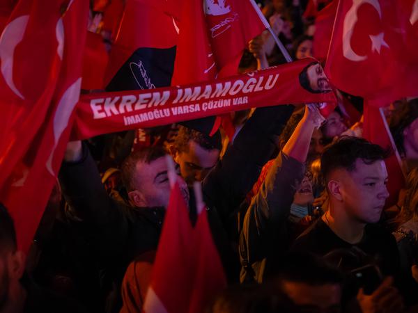 Der Istanbuler Oberbürgermeister Ekrem İmamoğlu: Lichtgestalt oder „zweiter Erdoğan“?