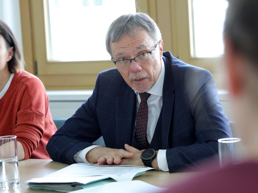 Potsdams Oberbürgermeister unter Korruptionsverdacht: Mehrheit für ...