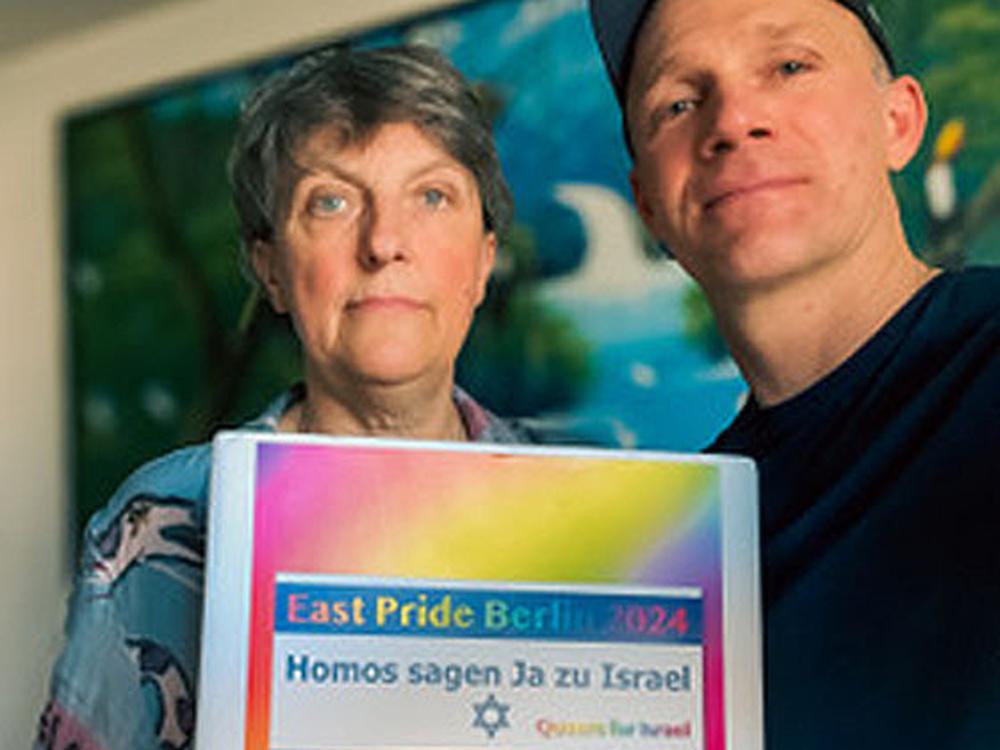 East Pride unter dem Motto „Homos sagen Ja zu Israel – Queers for Israel“