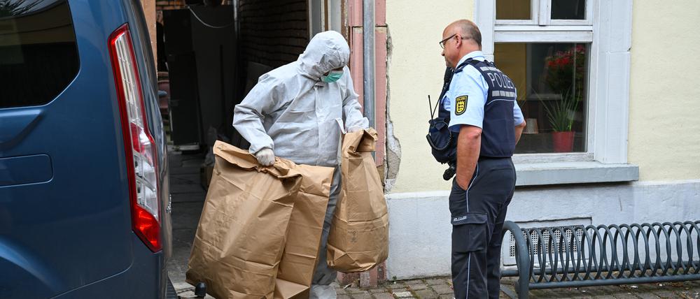 Täter und Opfer kannten sich wohl: Haftbefehl gegen 25-Jährigen nach Tötung von 52-Jähriger in ...