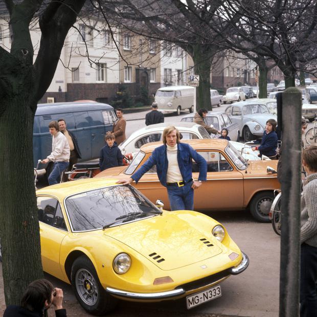 Rebell, Ästhet, King: Fußballlegende Günter Netzer feiert seinen 80 ...