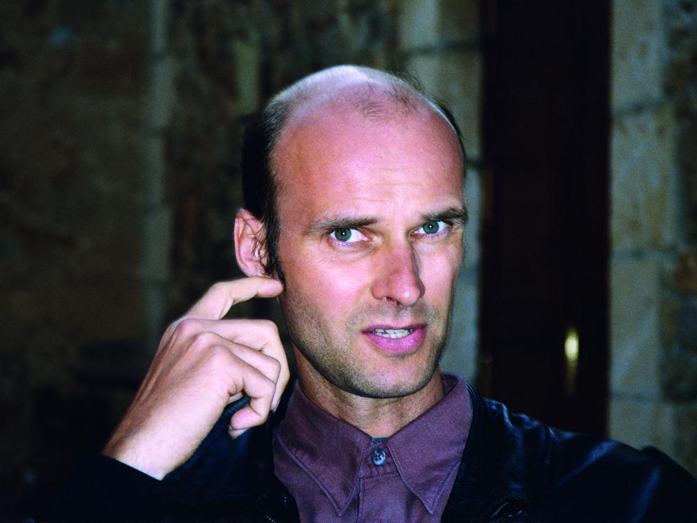 Bernd Pfarr im Caricatura-Museum: Fido gibt den Knochen nicht her