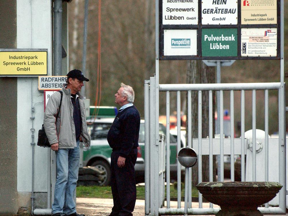 Wo die DDR einst Kalaschnikow-Munition herstellte: Diehl Defence ...