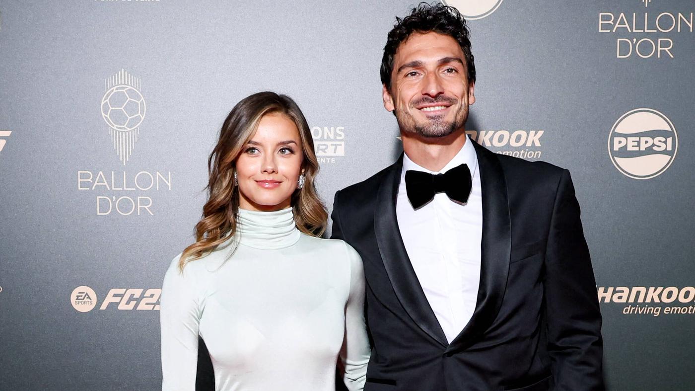 Preisverleihung: Mats Hummels zeigt sich bei Ballon d'Or mit Nicola Cavanis