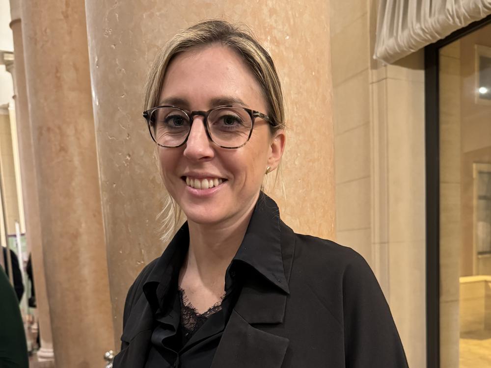 Wein aus roter Bete: Italiens Botschaft feiert die Mittelmeerdiät