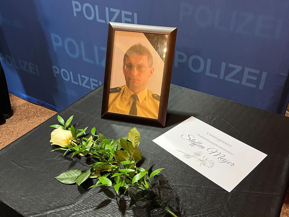 „Scham, den Fall nie aufgeklärt zu haben“: Das Rätsel um den Polizistenmord von Lauchhammer