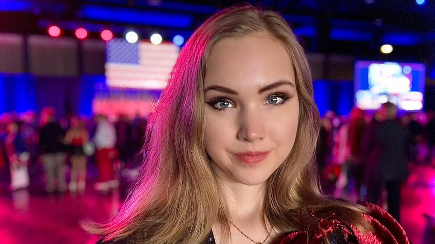 Rechtsextreme Influencerin Naomi Seibt: Wer ist die Frau, wegen der ...