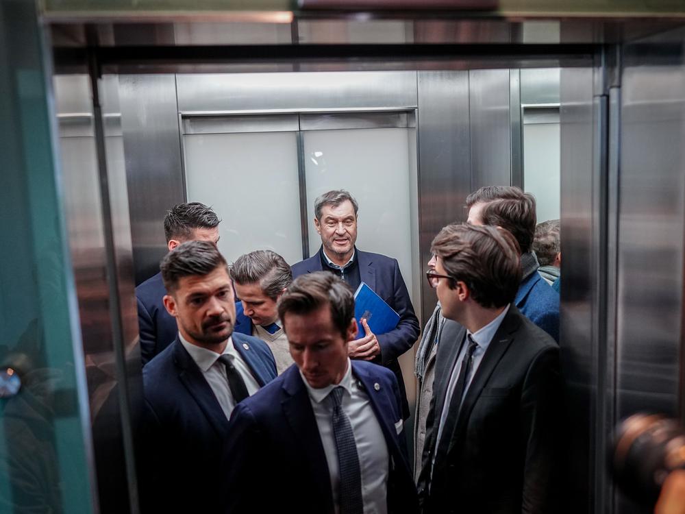 Sondierungen von Union und SPD beginnen: Neunköpfige Teams im Bundestag ...