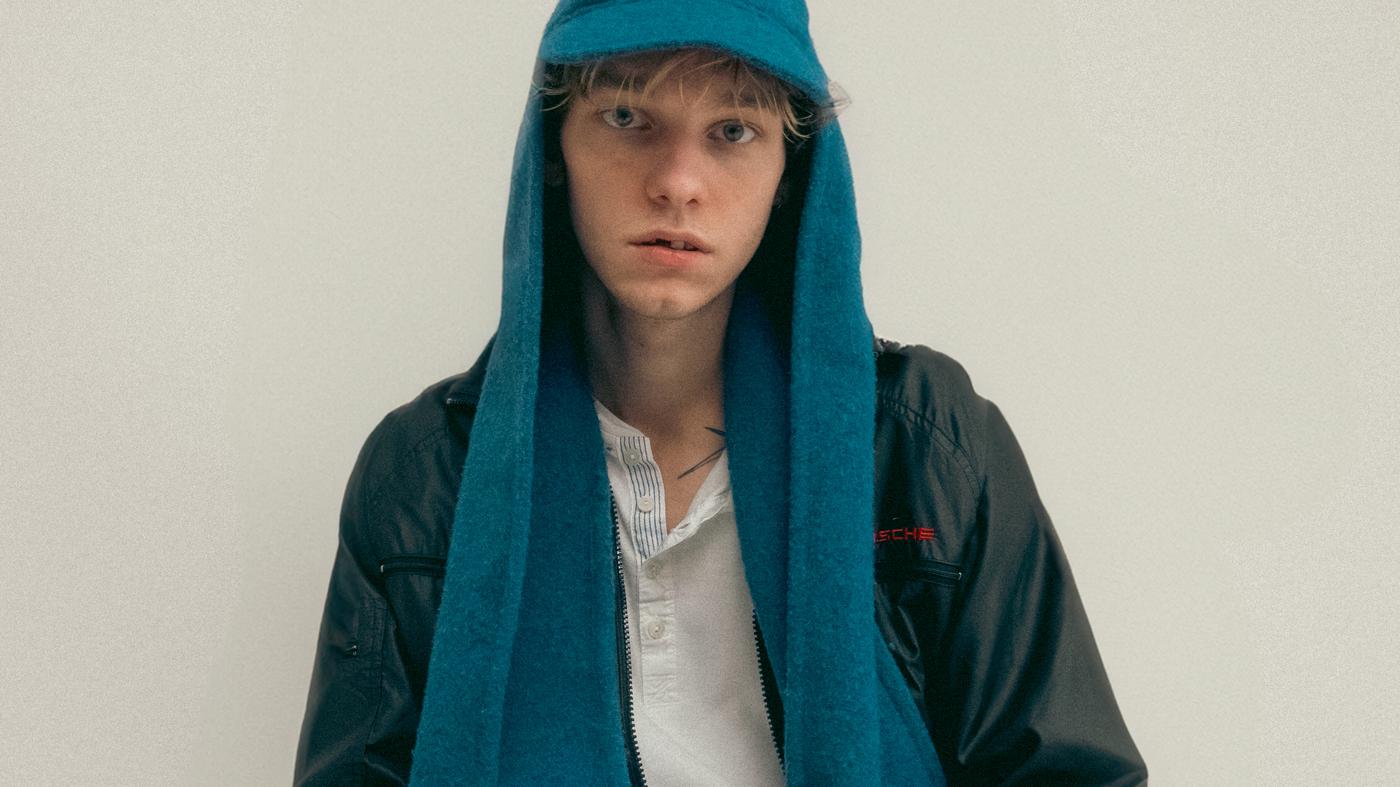 Vom Skateboard in die Charts: Der Rapper Makko und sein neues Mini-Album