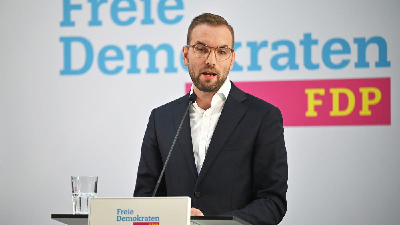 Vorstandswahl: Brandenburgs FDP-Landeschef Zyon Braun bleibt an der Spitze
