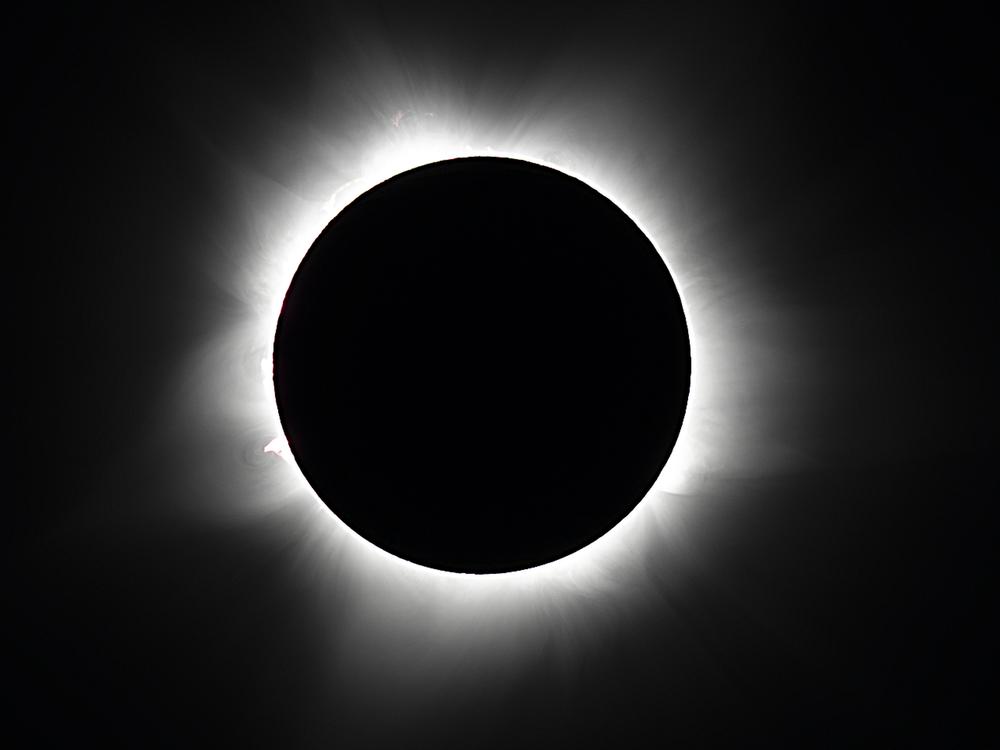 Sonnenfinsternis 2025: Wann und um welche Uhrzeit sich der Mond vor die Sonne schiebt