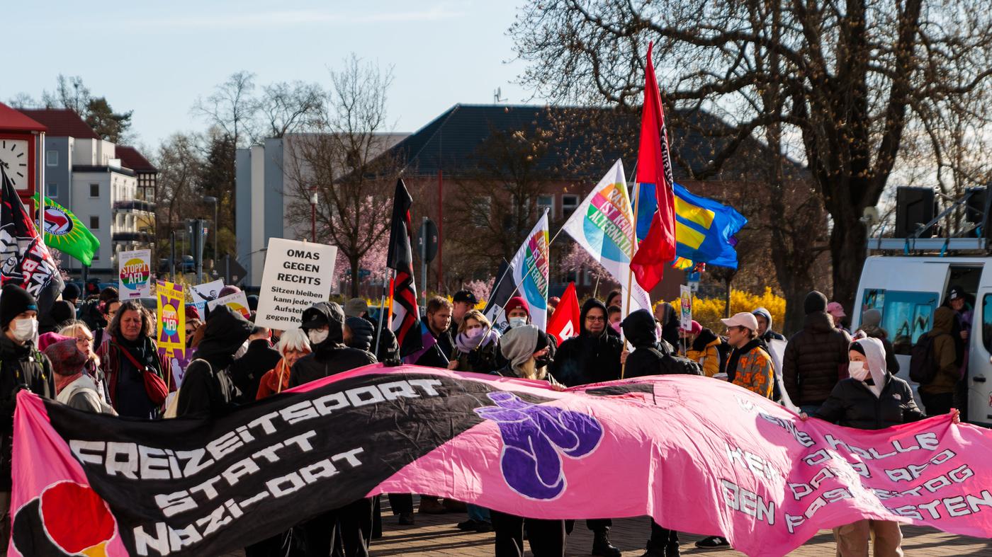 Proteste gegen AfD-Parteitag in Jüterbog: Bei der Berliner AfD könnte ...