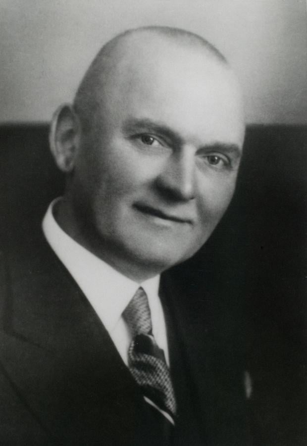 Im Wohnzimmer Berlins: Möbel Hübner kommt seit über 150 Jahren nicht ...