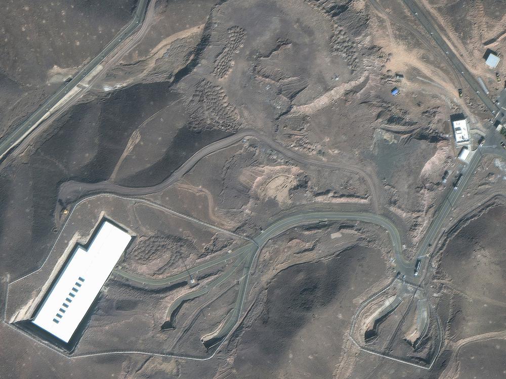 Operation „Mitternachtshammer“: 12 Bunkerbrecherbomben fielen auf die ...