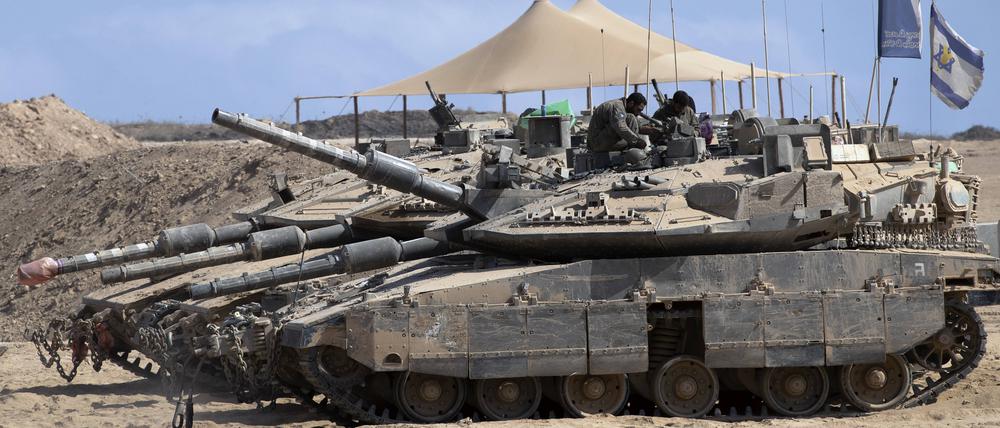 „Sollten das schnellstmöglich korrigieren“: Zentralrat fürchtet nach Merz’ Waffenstopp um ...