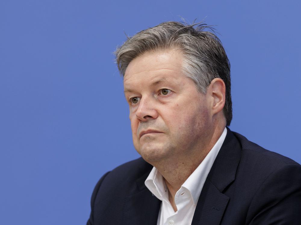 Scharfe Kritik an Personalie: Gewerkschaft EVG will gegen Ernennung von neuer Bahnspitze stimmen