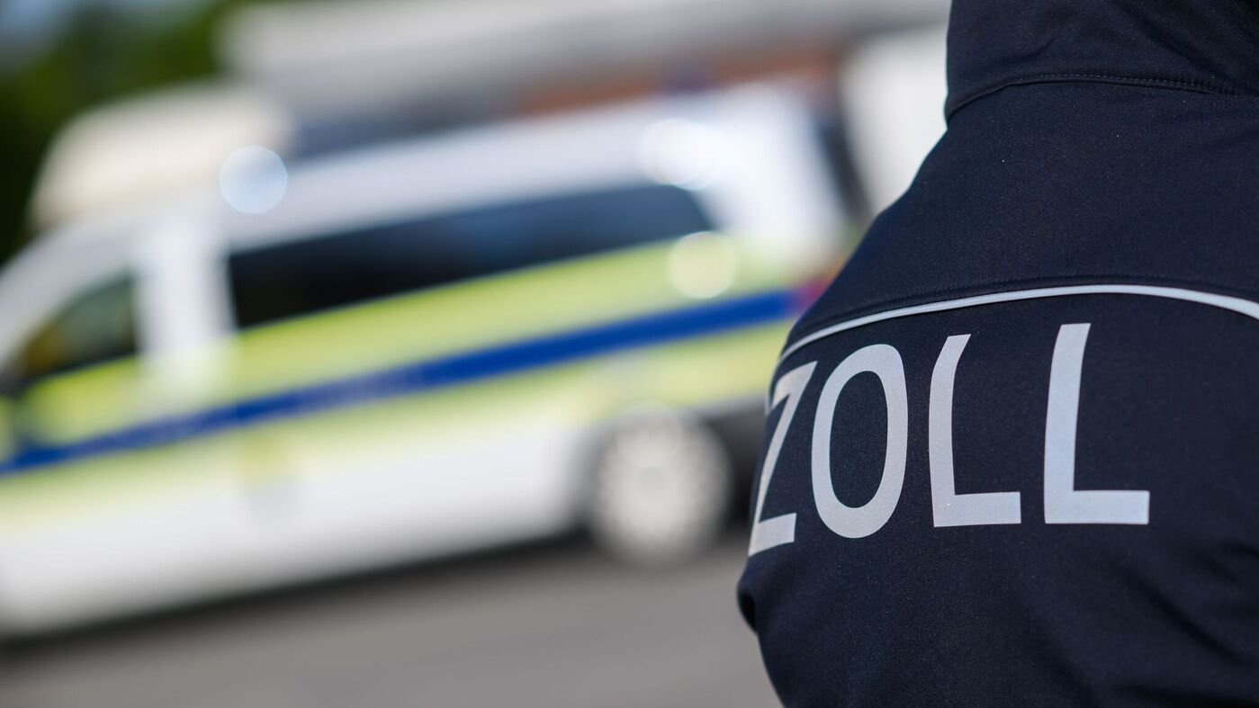 Weitere Razzien im Berliner Scheinrechnungs‑Komplex: Zoll durchsucht ...