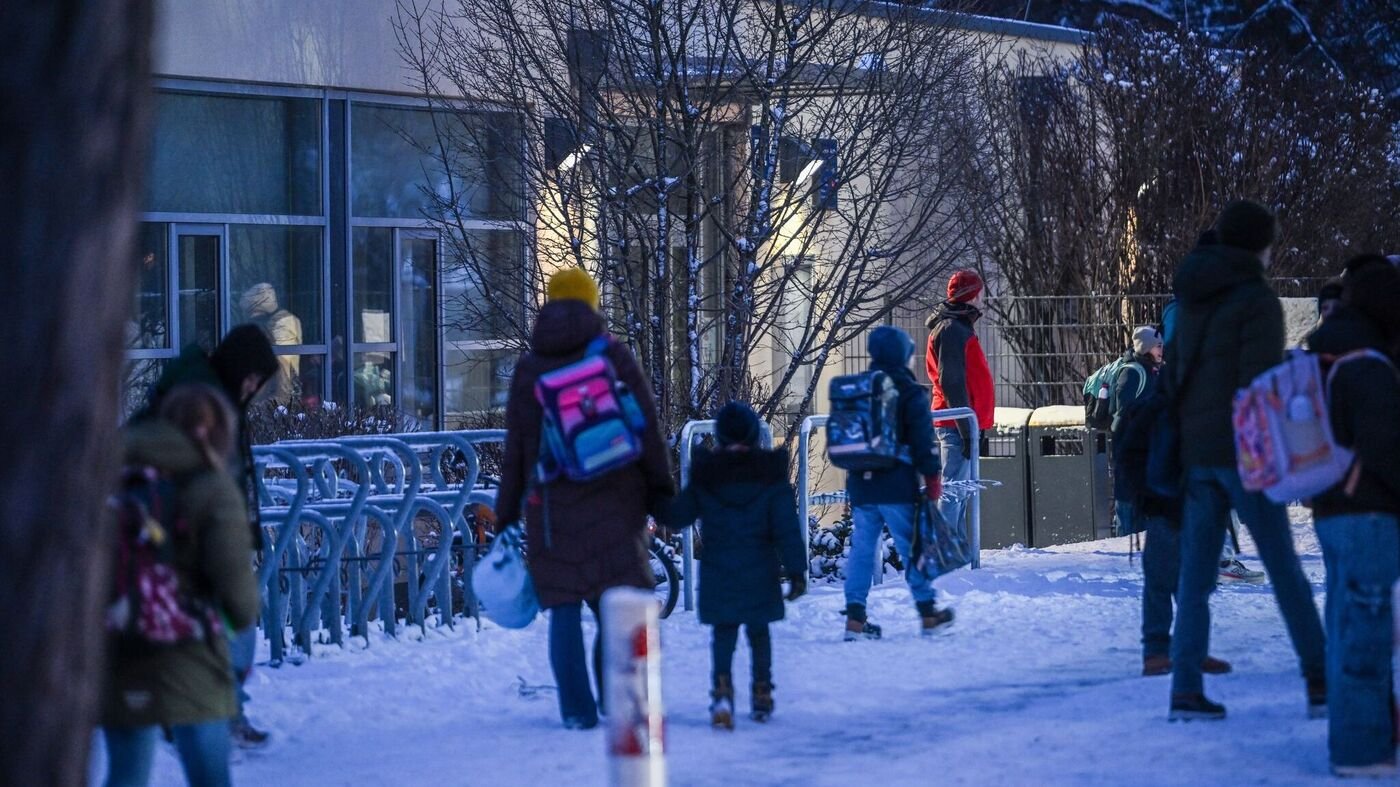 Eingeschränkter Schulstart nach Stromausfall in Berlin: „Gott sei Dank ...