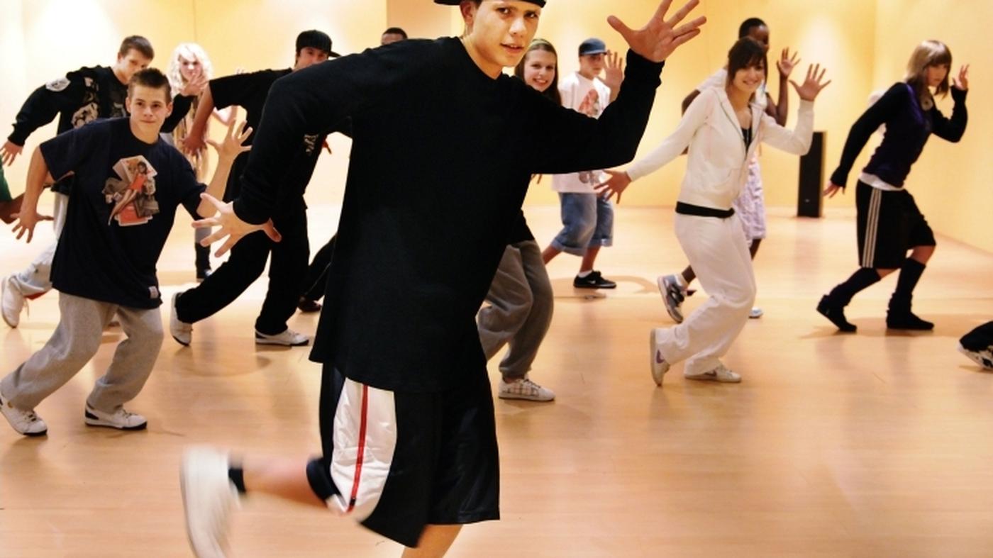 Nik Dombek: Alles tanzt nach seiner Pfeife