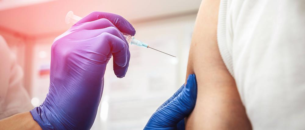 Zwei Fliegen mit einer Klappe: Wer sich jetzt gegen Covid und Influenza ...