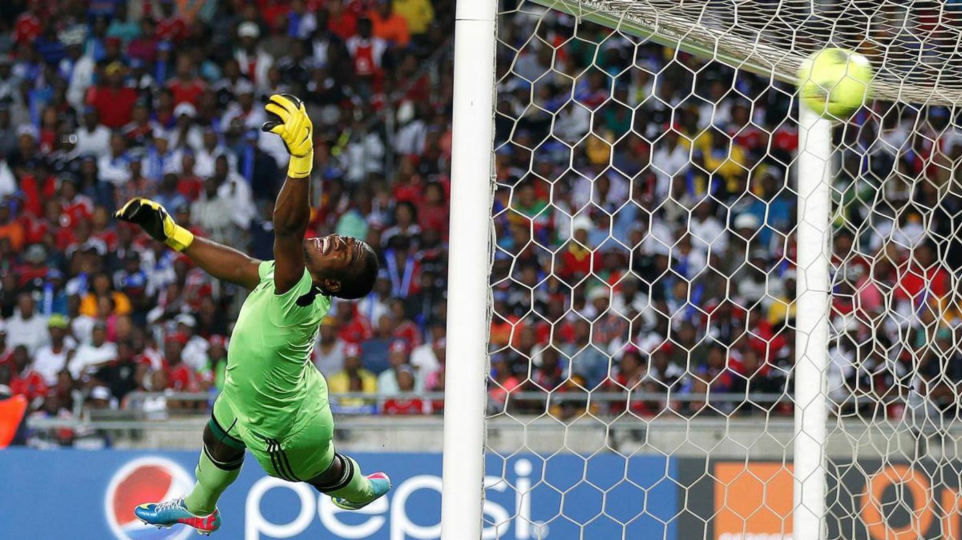 Südafrikas Nationaltorwart Senzo Meyiwa erschossen: Südafrikas ...