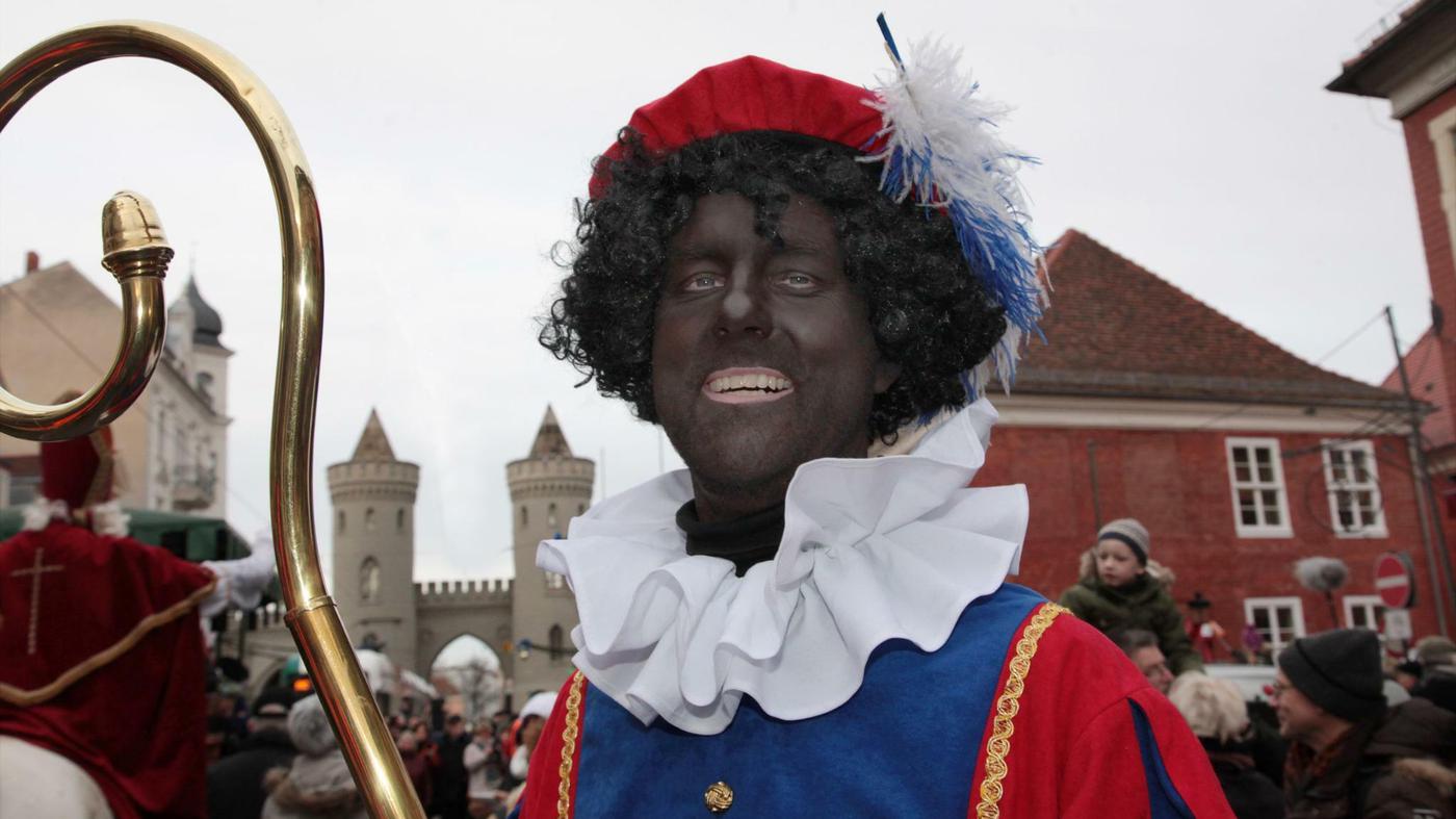 Streit um Sinterklaas-Fest in Potsdam: "Der Zwarte Piet bedient ...