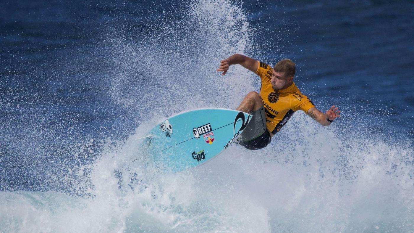 Adriano de Souza holt den Titel: Drama um Mick Fanning bei Surf-WM