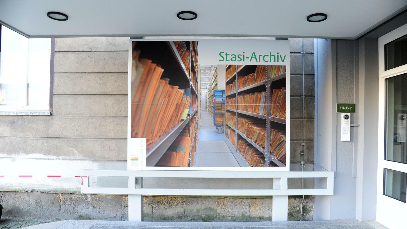 Der Fall Andrej Holm und die Folgen: Stasi-Check für Berliner Parlament ...