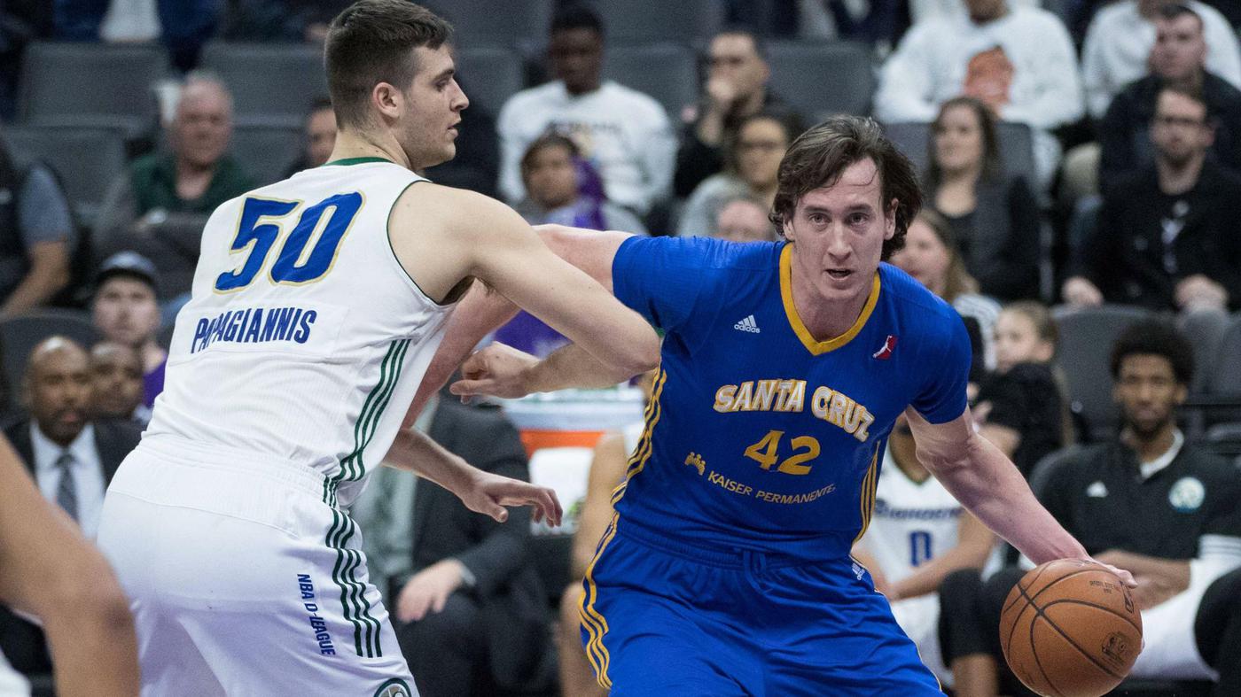 Basketball: Dennis Clifford - ein Riese für Alba Berlin